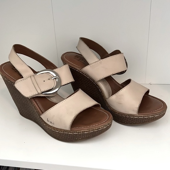 boc | Shoes | Boc Born Platform Wedge Sandals Cream Sz 7 | Poshmark